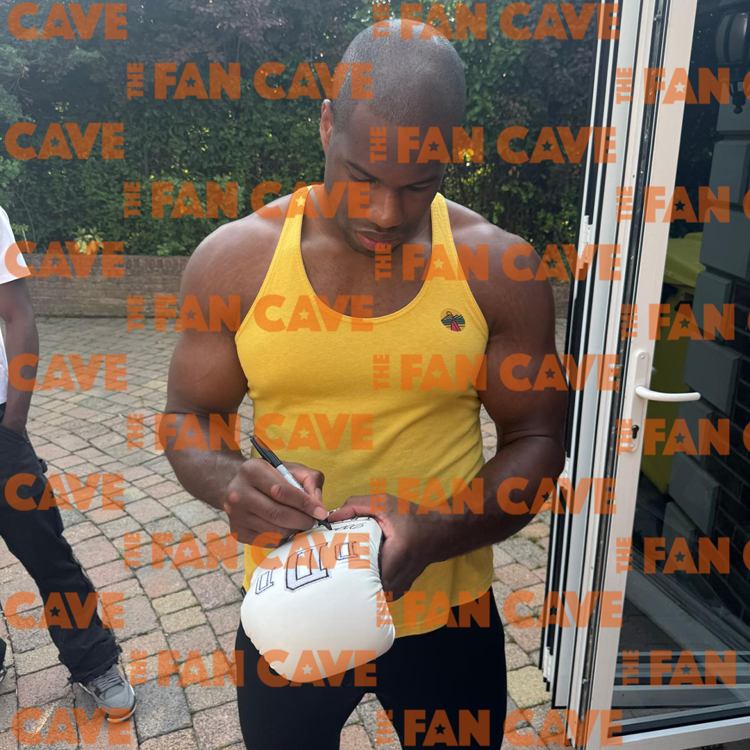 Daniel Dubois Signed White Glove Iconic Frame – The Fan Cave Memorabilia