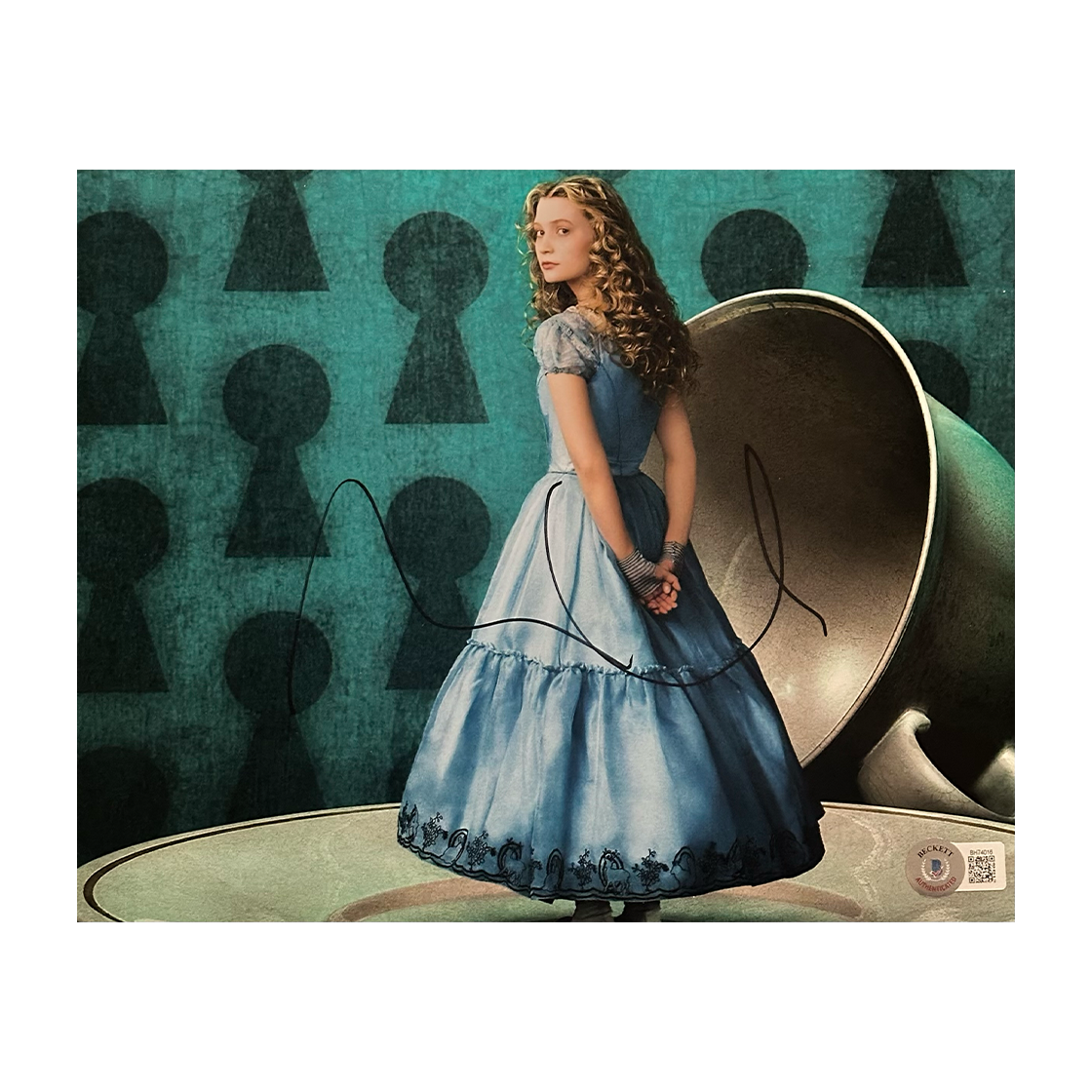 Mia Wasikowska Signed Alice In Wonderland 10x8 Image 2 Beckett The 1453