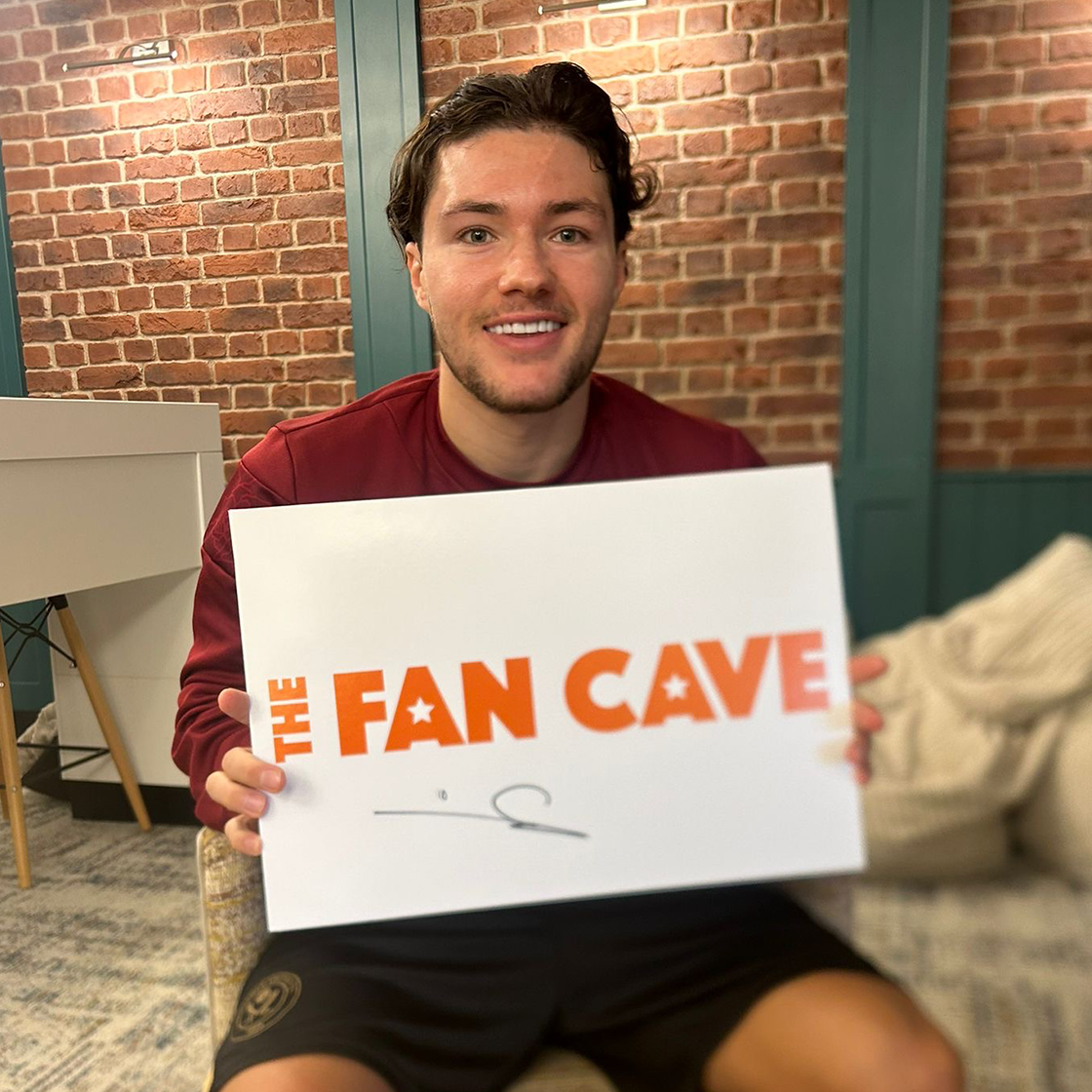 Sheffield United Star Callum O’Hare Joins The Fan Cave Memorabilia for