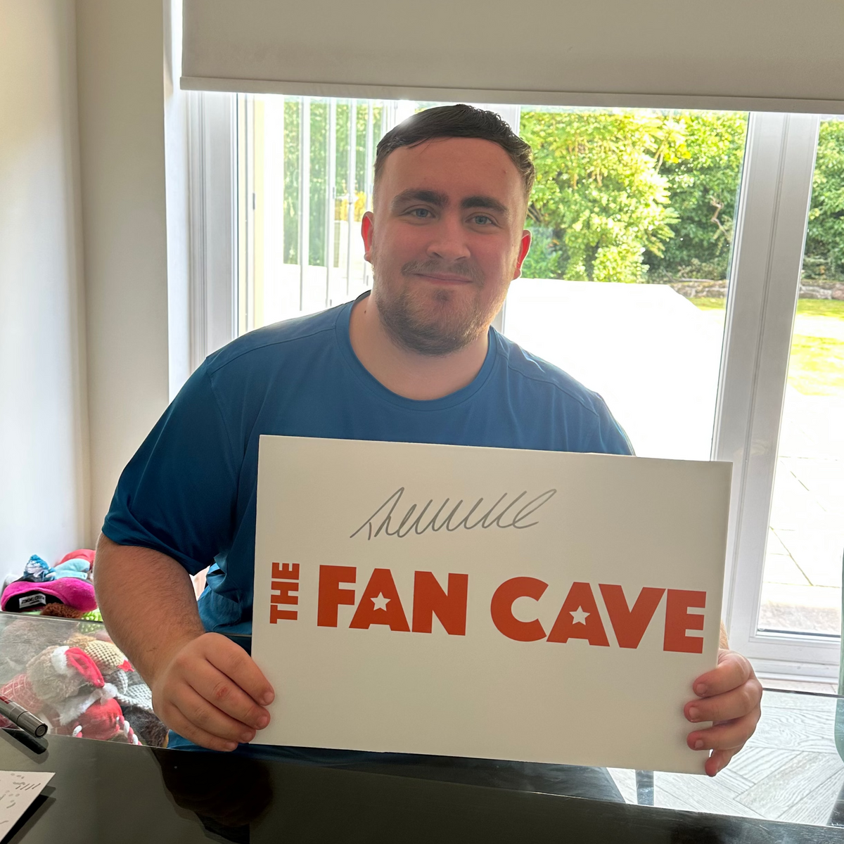 Luke Littler Signed 25/26 Shirt Elite Frame – The Fan Cave Memorabilia