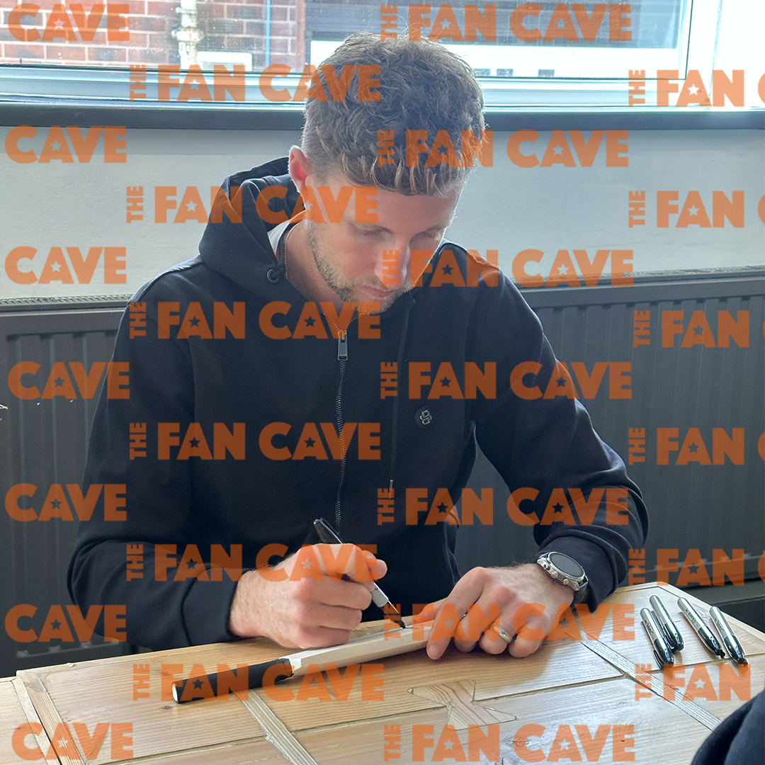 Joe Root Signed Mini Cricket Bat Iconic Frame – The Fan Cave Memorabilia