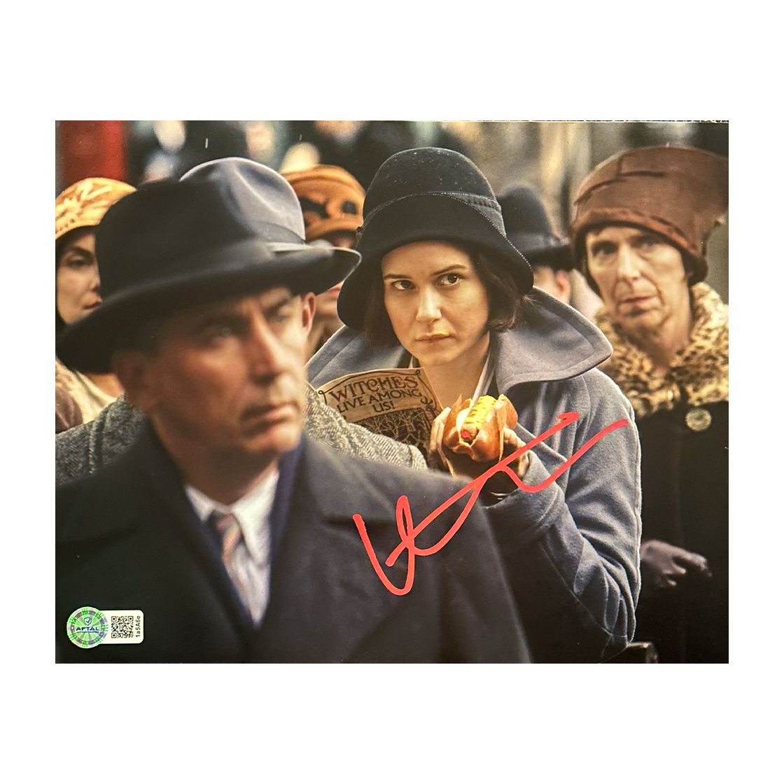 Katherine Waterston Signed Fantastic Beasts 10x8 Image 5 (AFTAL Authen ...