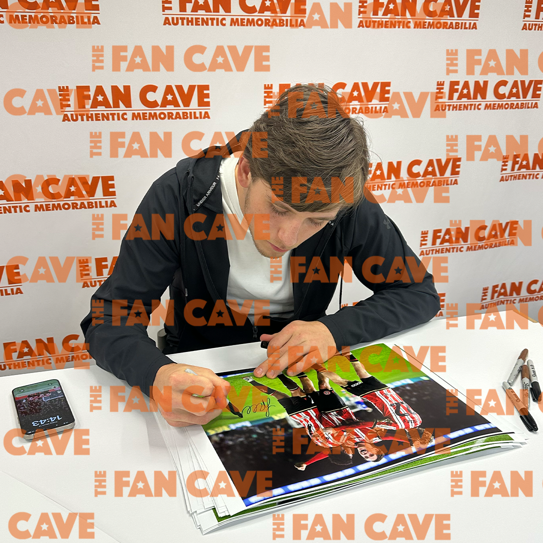 Sydie Peck Signed Sheffield United Deluxe Mount – The Fan Cave Memorabilia