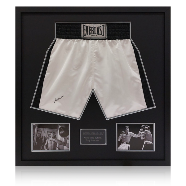 The Fan Cave Memorabilia | Authentic Signed Memorabilia