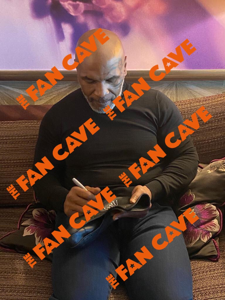 Authentic Boxing Signed Memorabilia | The Fan Cave Memorabilia